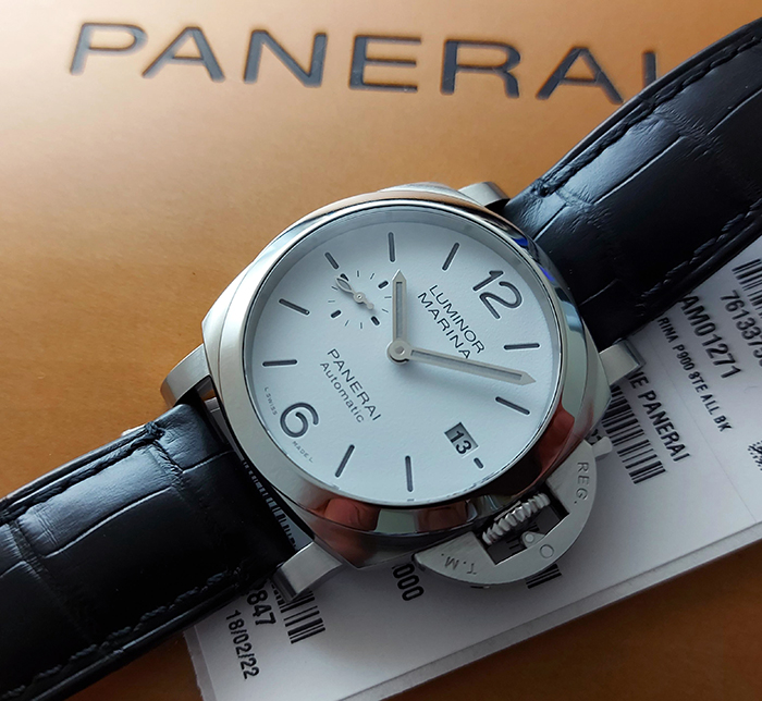 Panerai Luminor Marina Quaranta Ref. PAM01271